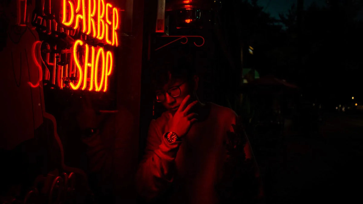 Why Is Neon Used in Advertising Signs